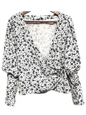 Astr | Tops | Astr The Label Floral Wrap Blouse Puff Sleeve Coquette ...